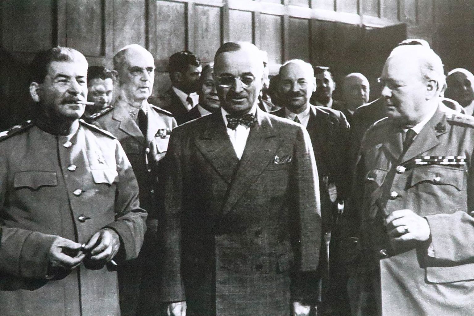 2 septembre 1945, le Japon capitule. - les méandres de l'histoire